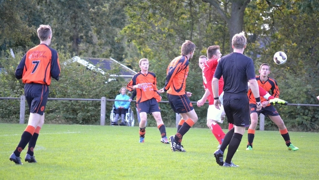 VCR knokt zich langs GSVV - RTV NOF