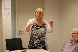 Waardering FNV voor vertrekkende wethouder Gerda Postma - RTV NOF Nieuws