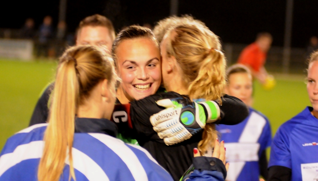 Keepster Anna Reitsma van schlemiel tot heldin van VIOD - RTV NOF Nieuws