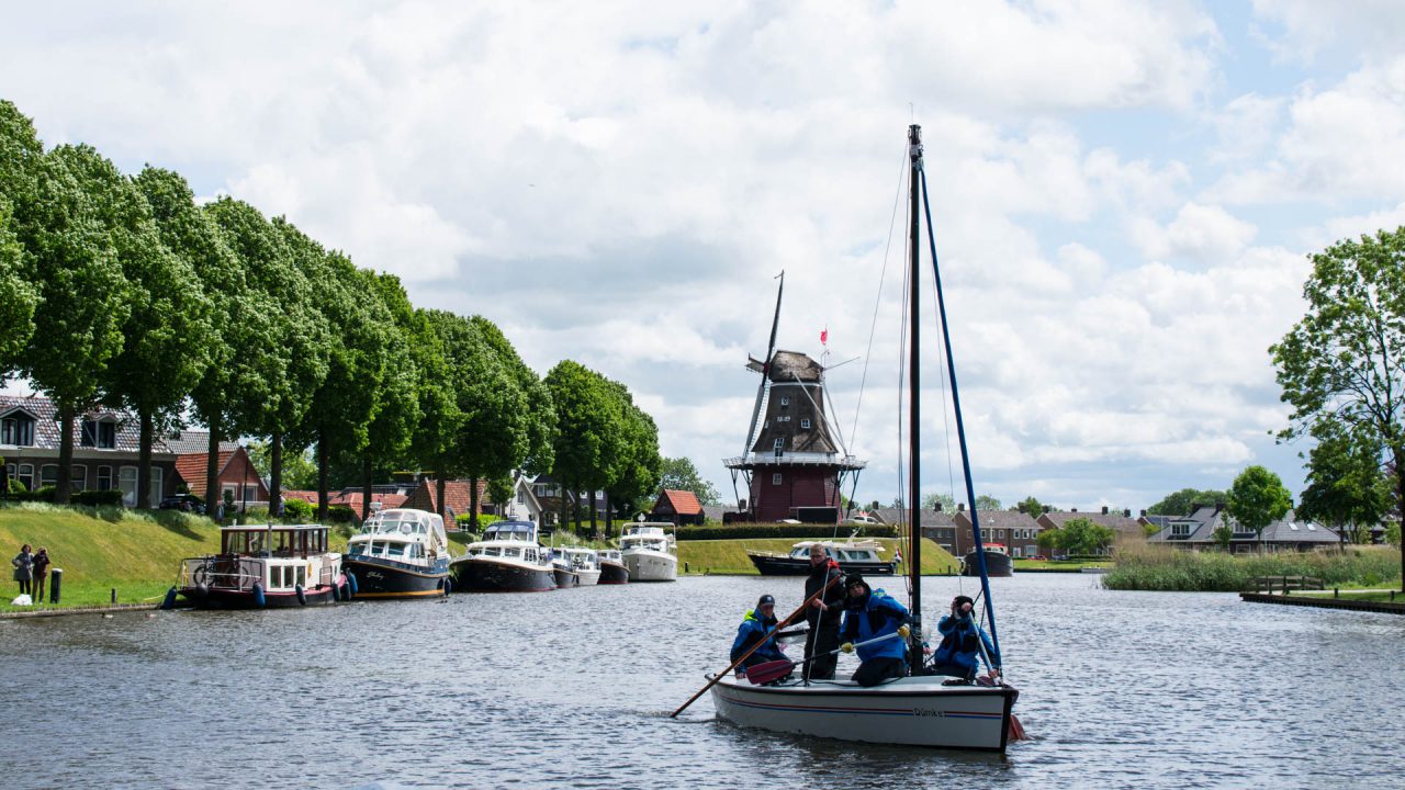 Zeilvrienden van de Âld Haven bereiken keerpunt Elfstedentocht in ...