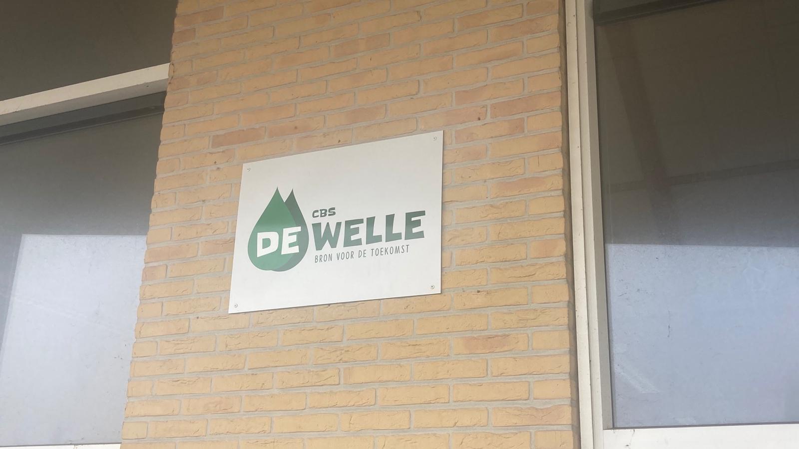 VIDEO: Buitenlesdag voor leerlingen basisschool CBS De Welle in ... VIDEO: Buitenlesdag voor leerlingen basisschool CBS De Welle in ...