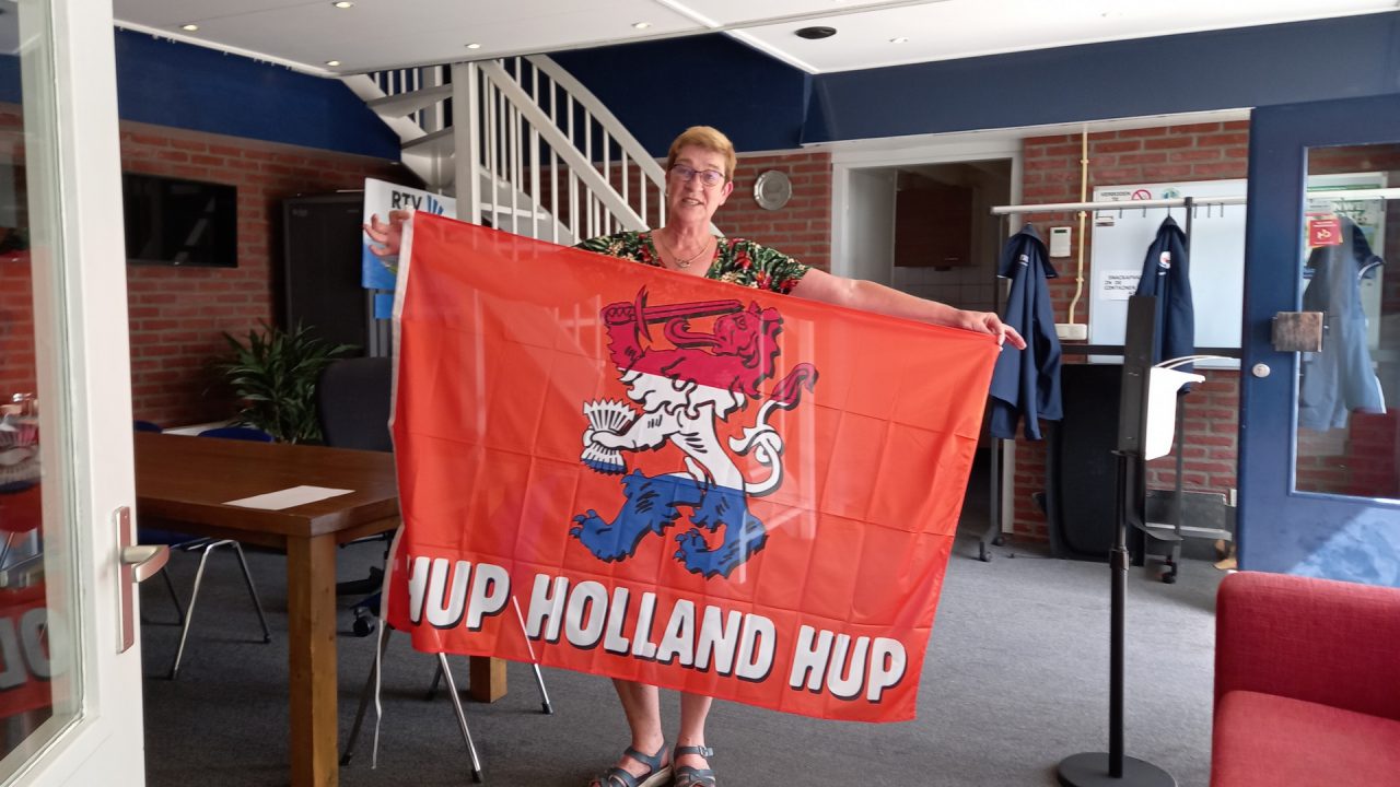 Oranje vlag kan uit voor winnaars actie Hup Holland Hup - RTV NOF Nieuws