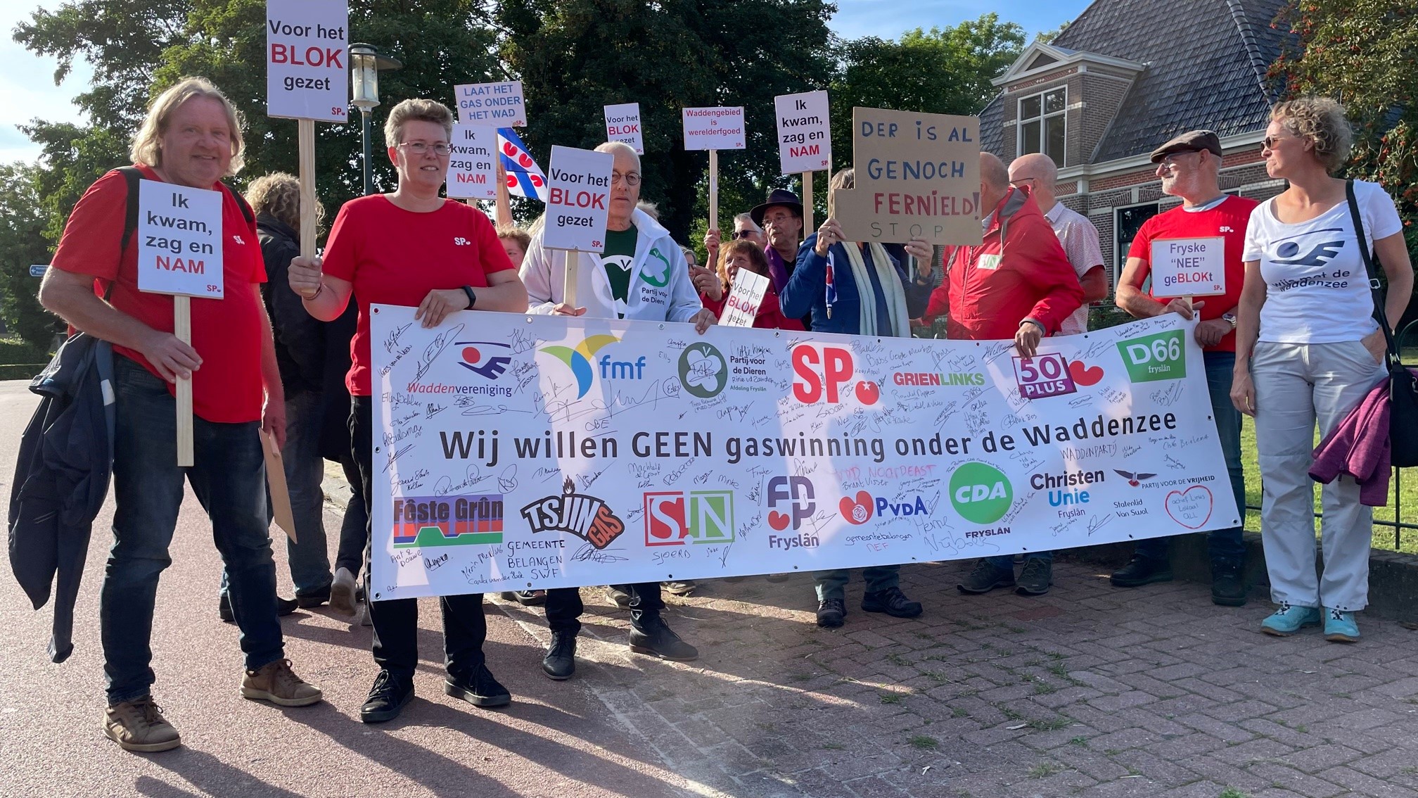 Minister houdt vast aan gaswinning Ternaard: Minister houdt vast aan gaswinning Ternaard: