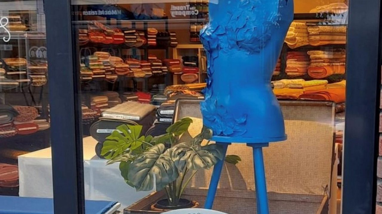 AUDIO: Recyclewinkel Estafette blijft ‘hondstrouw’ aan Burgum, roept op ...