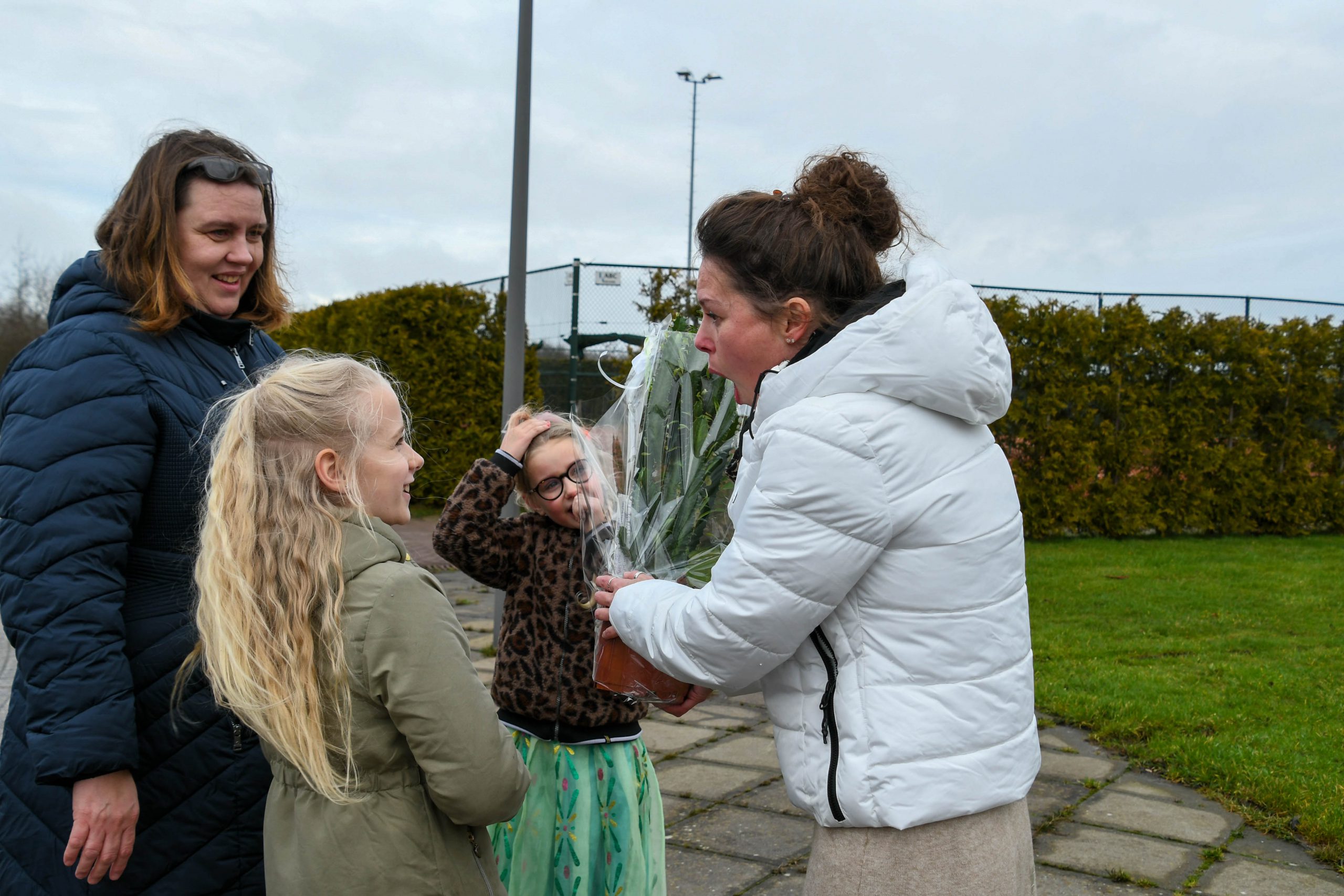 Juf Annemarie neemt afscheid van CBS de Bining - RTV NOF Nieuws