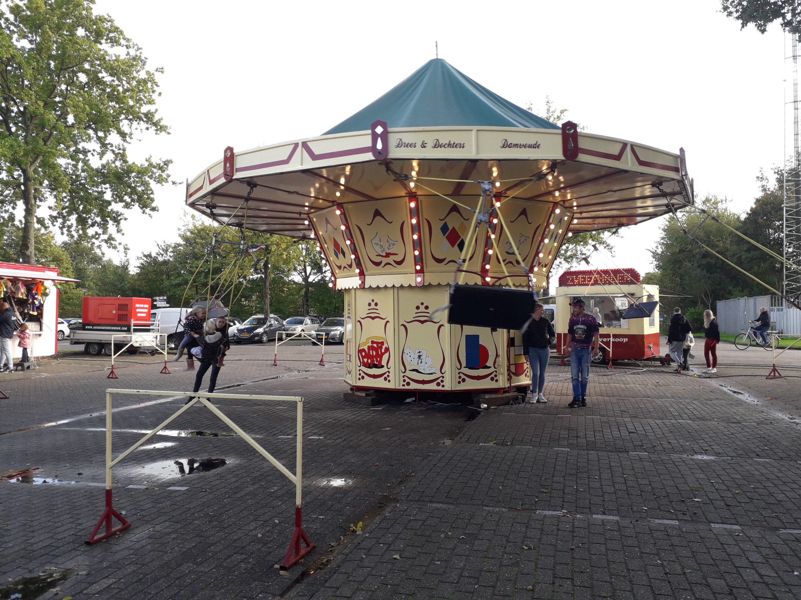 Kermis bij het sportpark in Damwâld - RTV NOF Nieuws