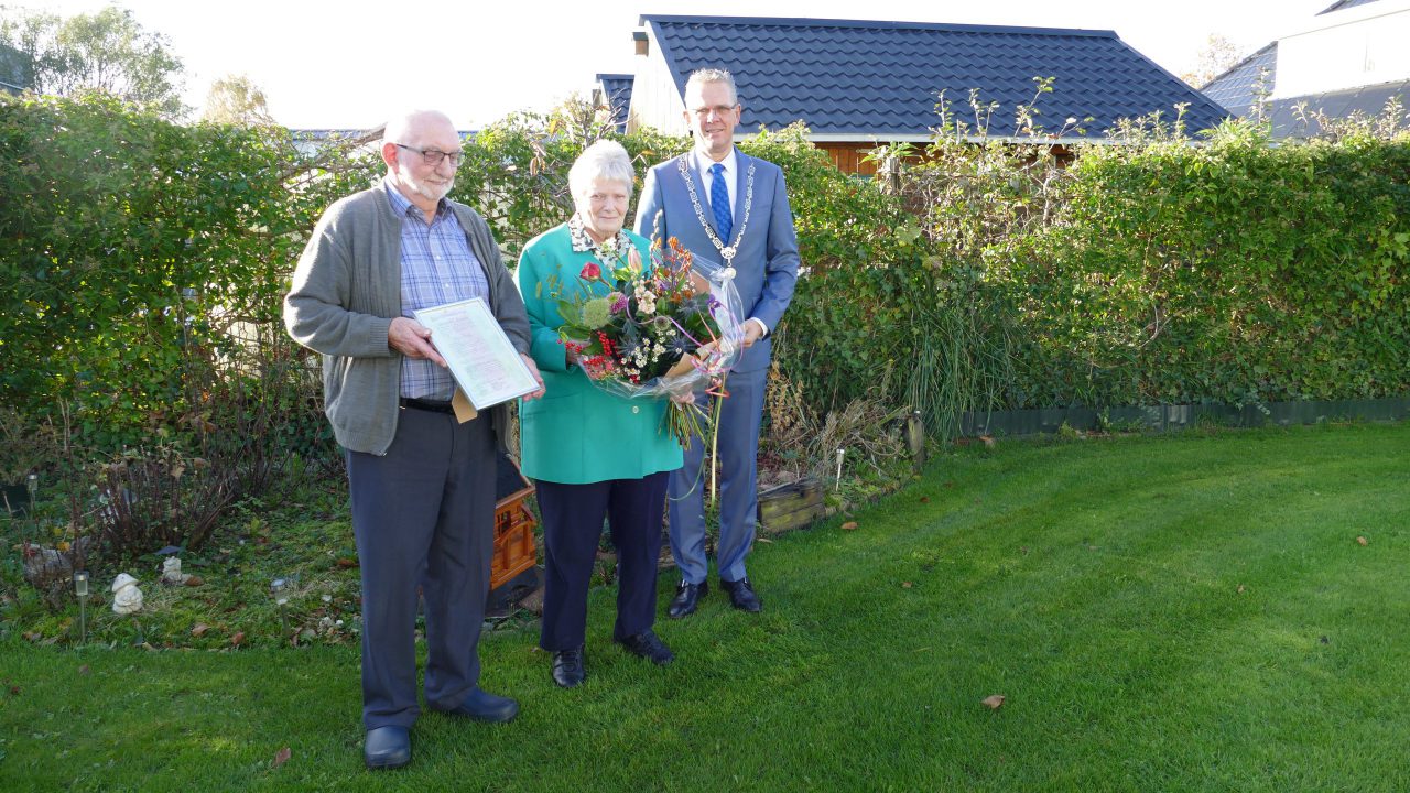 Echtpaar Van der Wal-Westra uit Burgum viert diamanten ...