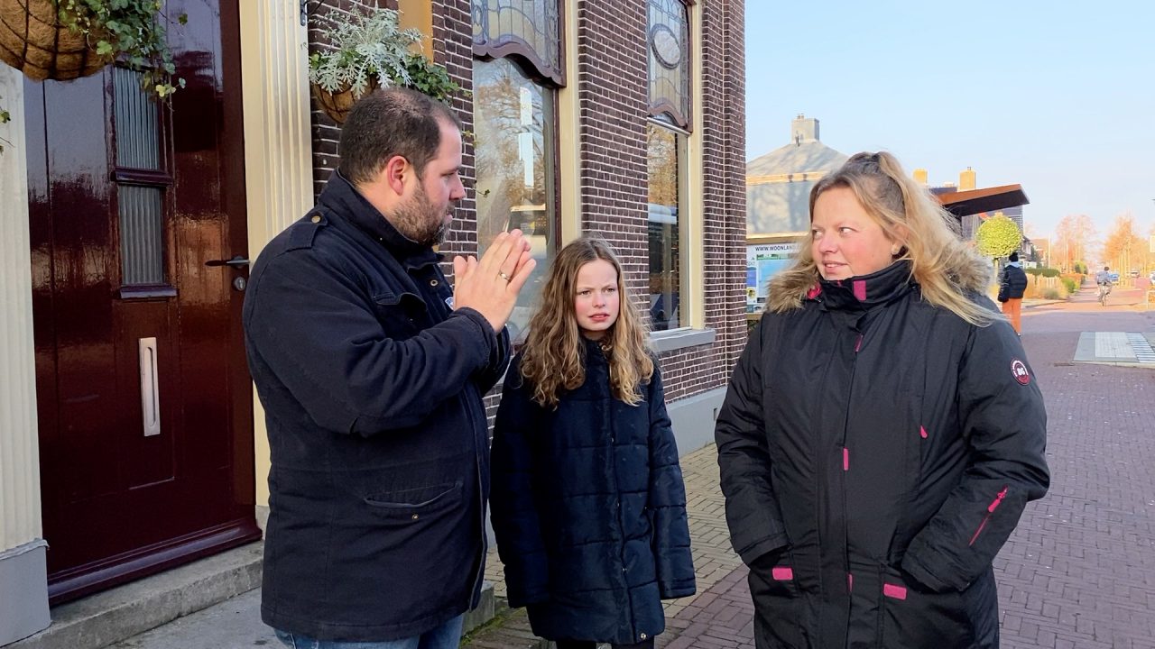 VIDEO: Onbegrip bij ouders van slachtoffer (22) ongeluk Damwâld: "Sitst ...