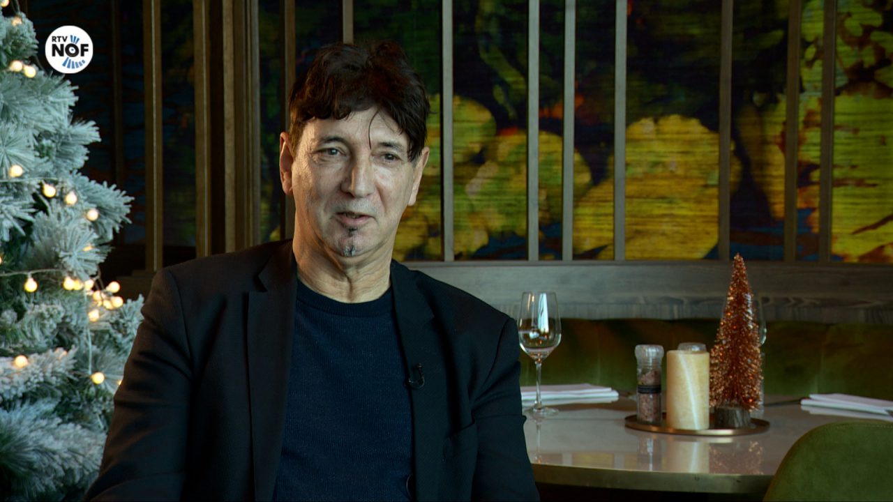 VIDEO: Hoe is it no mei? Romke Kooyenga weer gelukkig na moeilijke ...