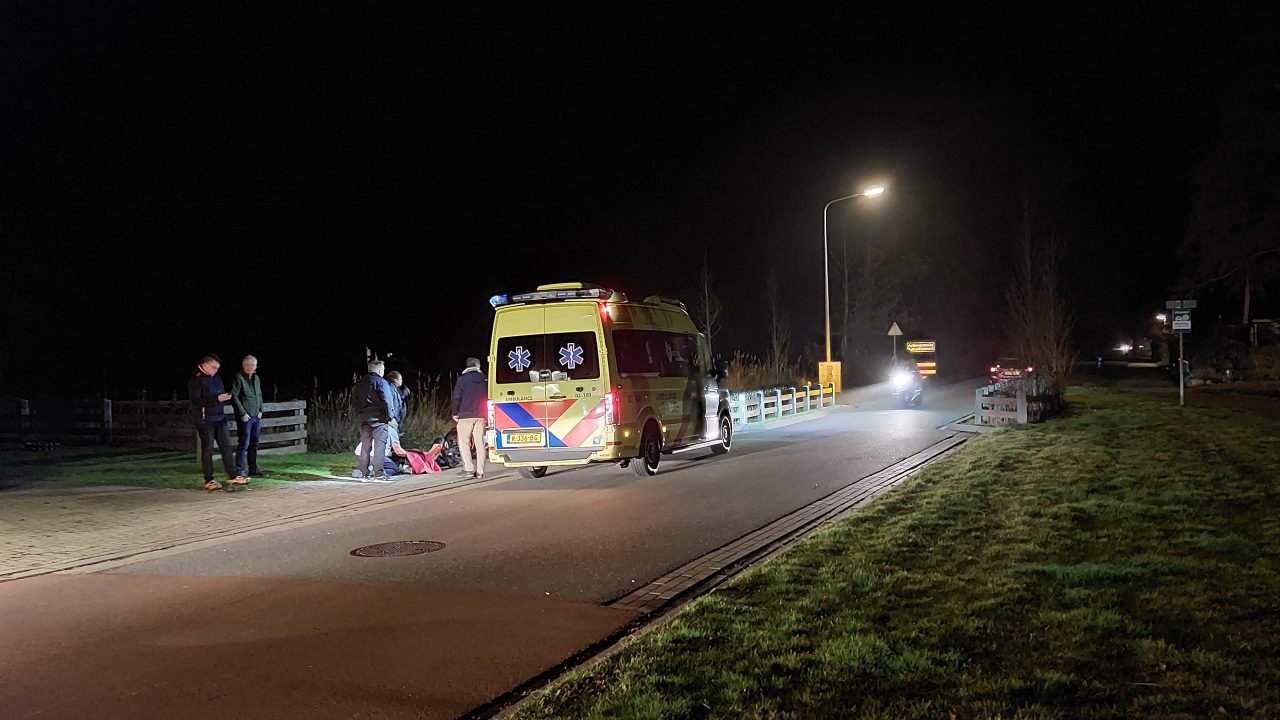 Motorrijder licht gewond bij eenzijdig ongeval op de Triemsterloane - RTV NOF Nieuws