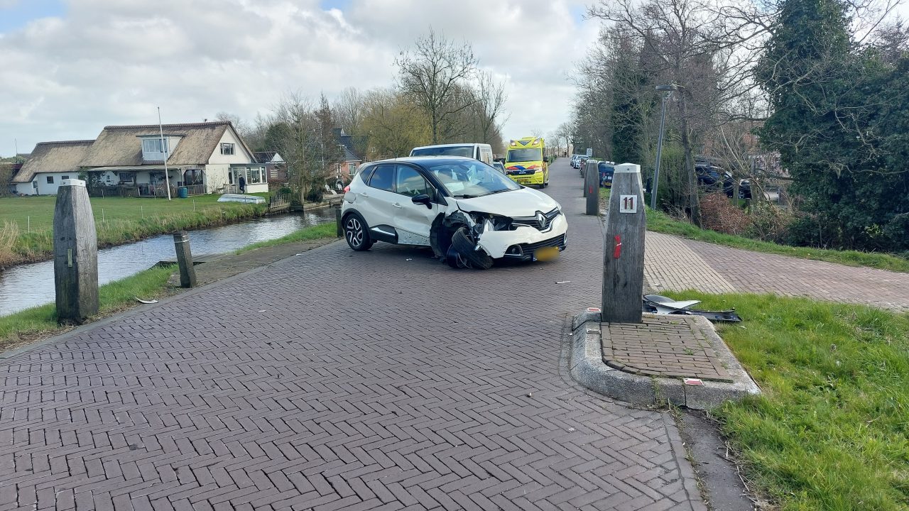 Eenzijdig ongeval op de Trekwei bij Westergeast - RTV NOF Nieuws