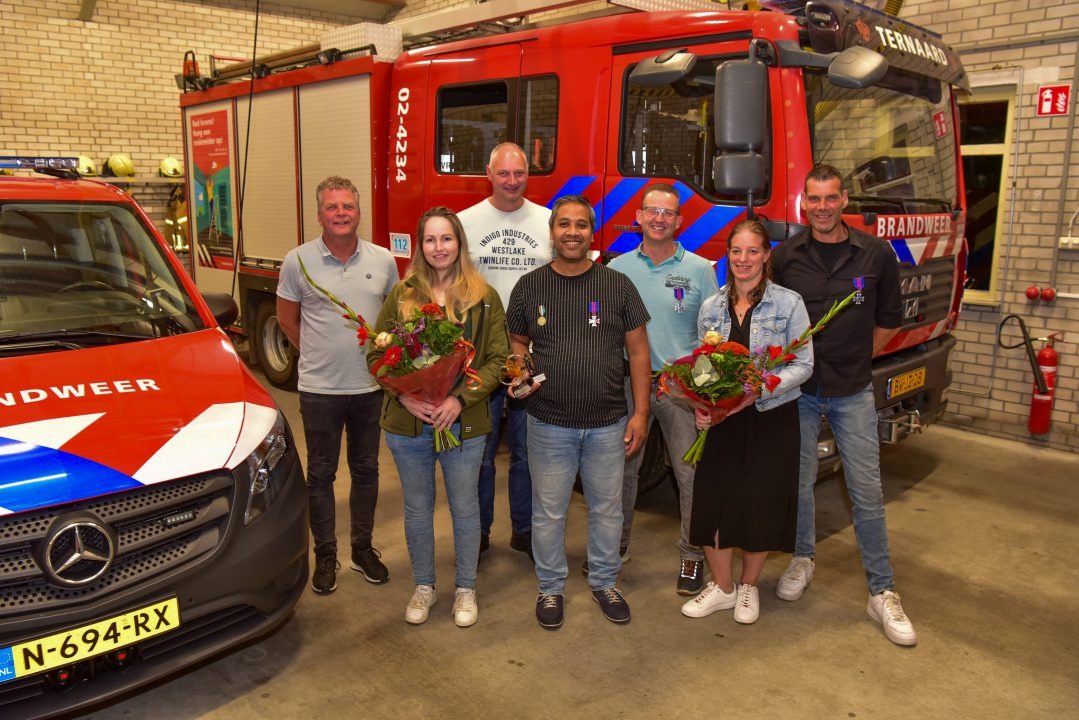 Diploma’s en jubilarissen bij brandweer Ternaard - RTV NOF Nieuws