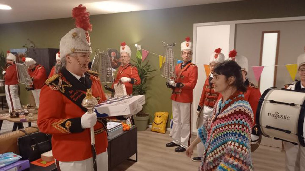 De Marko's spelen voor jarige fan - RTV NOF Nieuws