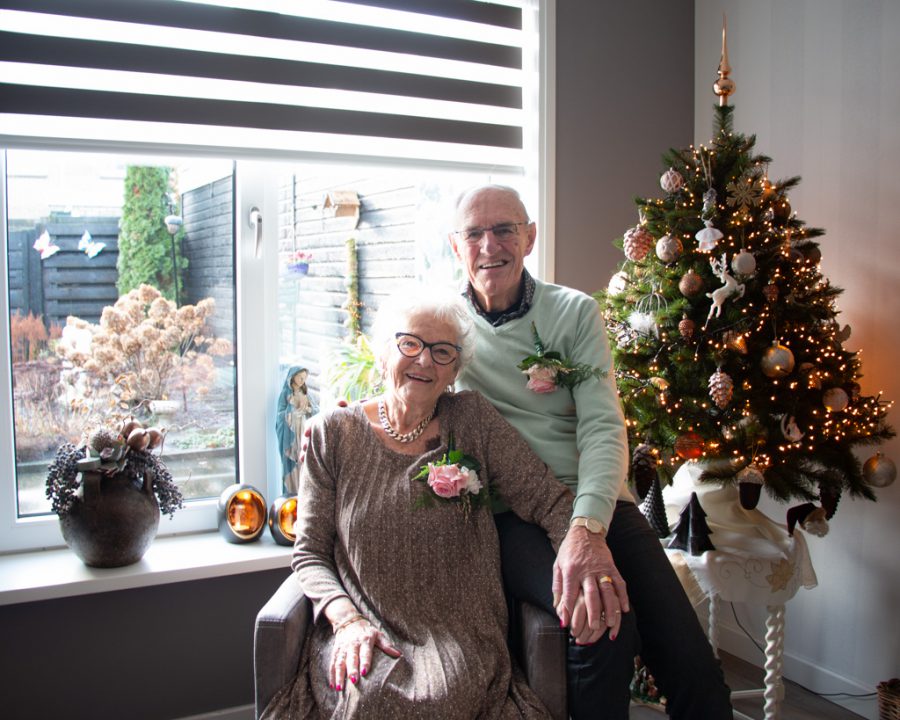 Aukje de Jong en Adriaan Raap vieren hun 60-jarig huwelijksjubileum - RTV NOF Nieuws